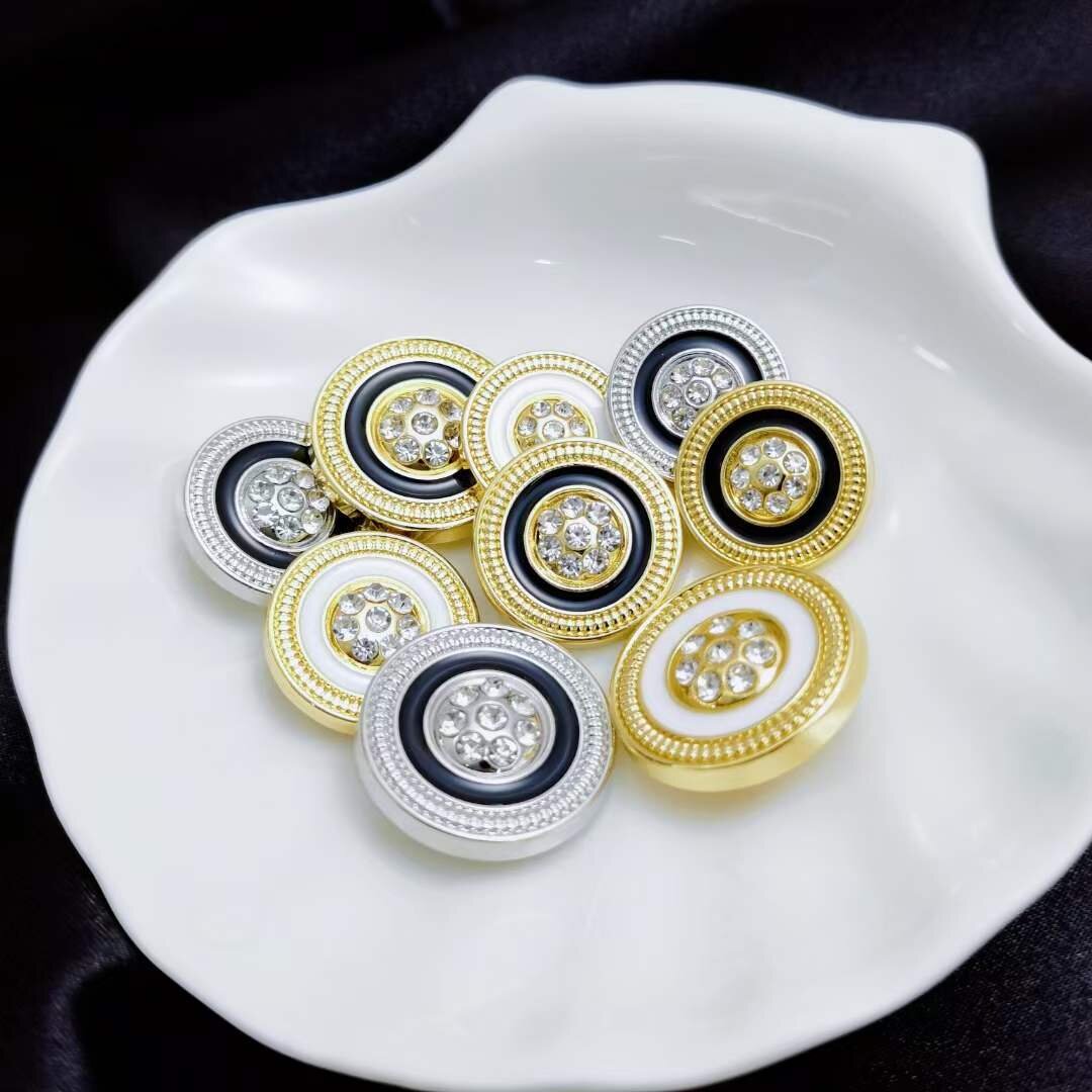 Designer Buttons - Bloom Will Fashion Trims & Packaging – BloomWillTrims
